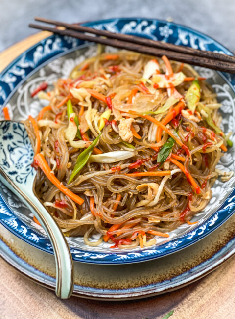 Beef Ho Fun Noodles - Zars Kitchen